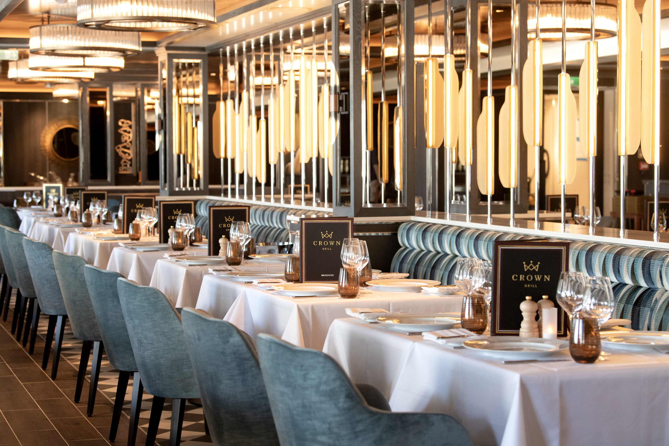 Crown-Grill-James-Morgan-Getty-Images-for-Princess-Cruises – Chris Cruises